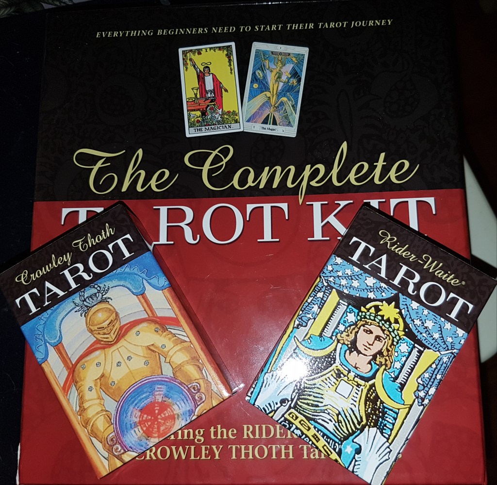 The Complete Tarot Kit Review | TarotPugs